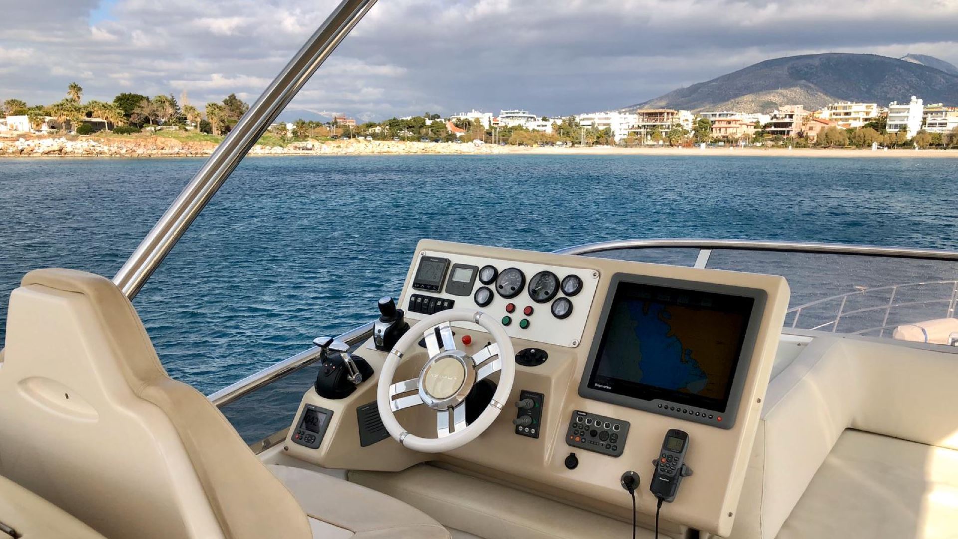 Azimut 64 • Azimut Yachts