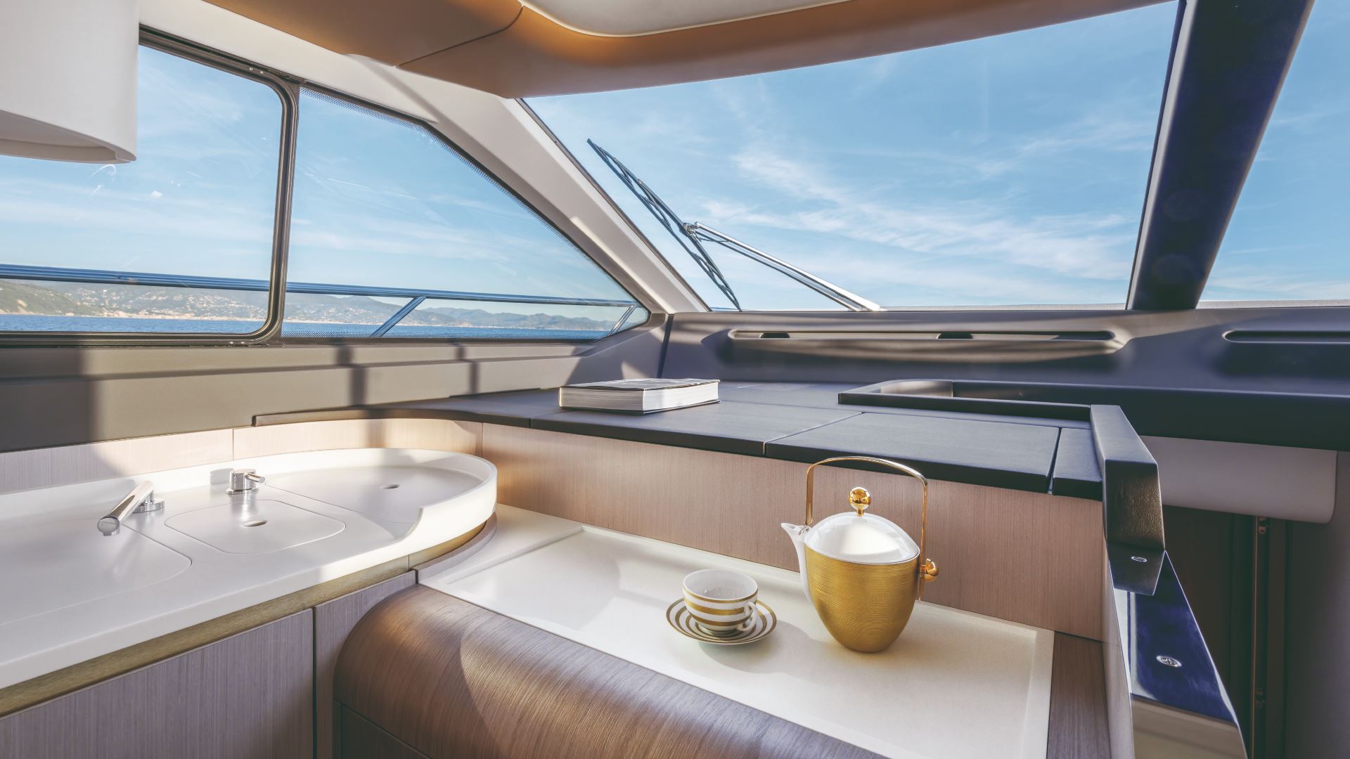 Azimut 60 • Azimut Yachts