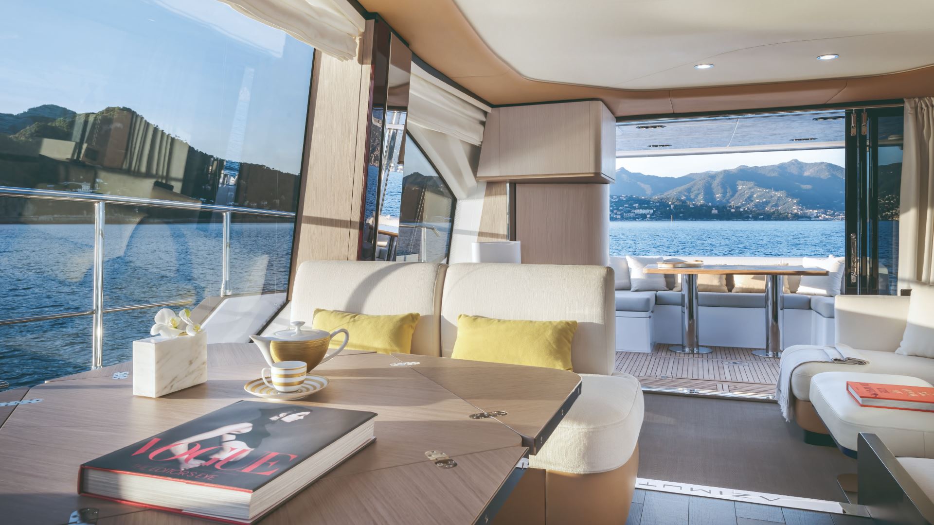 AZIMUT 60FLY • Azimut Yachts