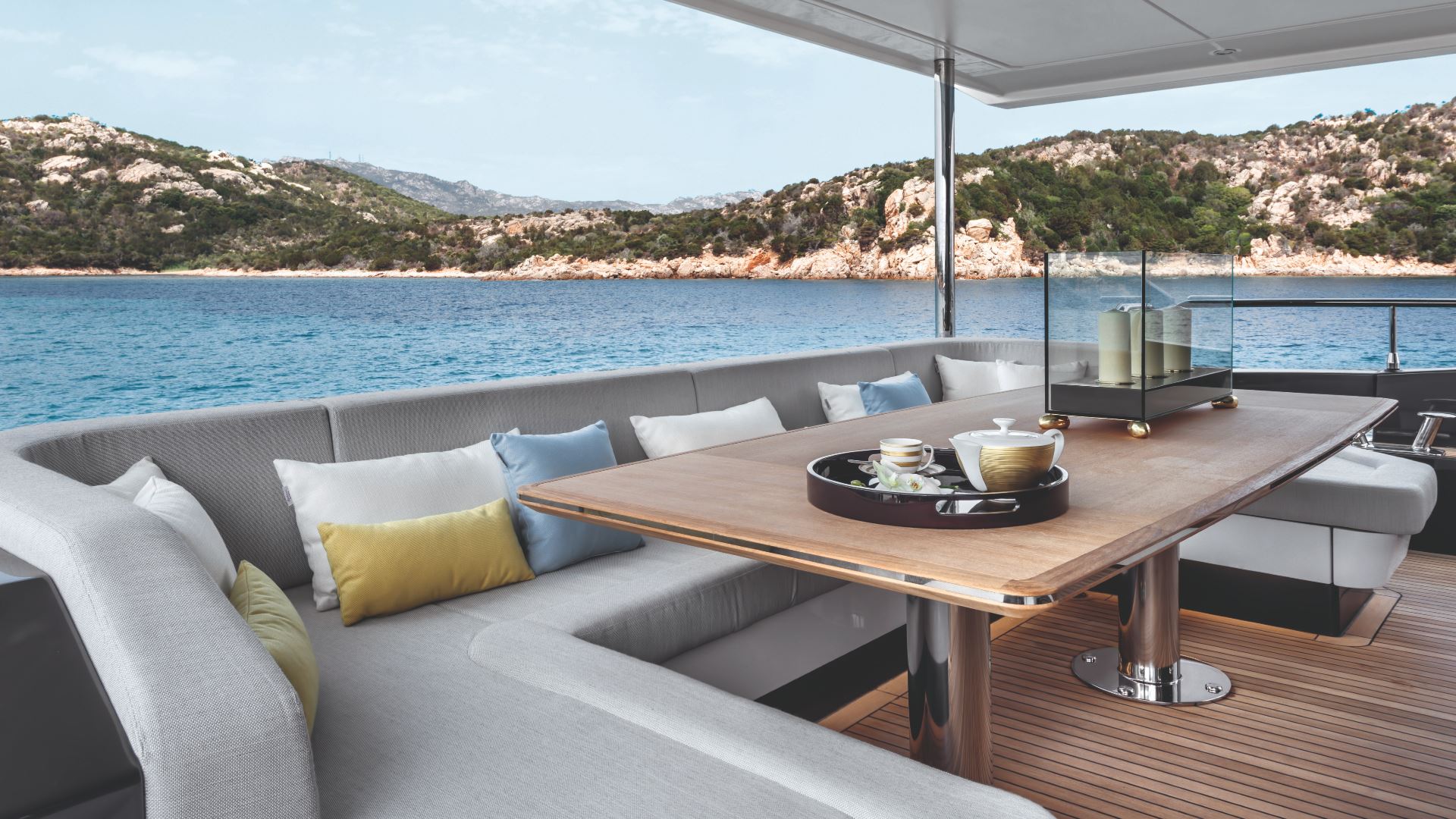 Azimut Grande 27 METRI • Azimut Yachts