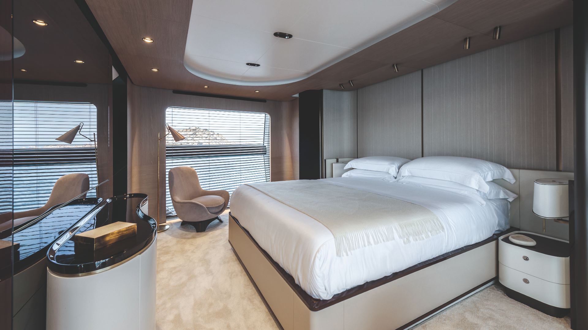 Azimut Grande 27 METRI • Azimut Yachts