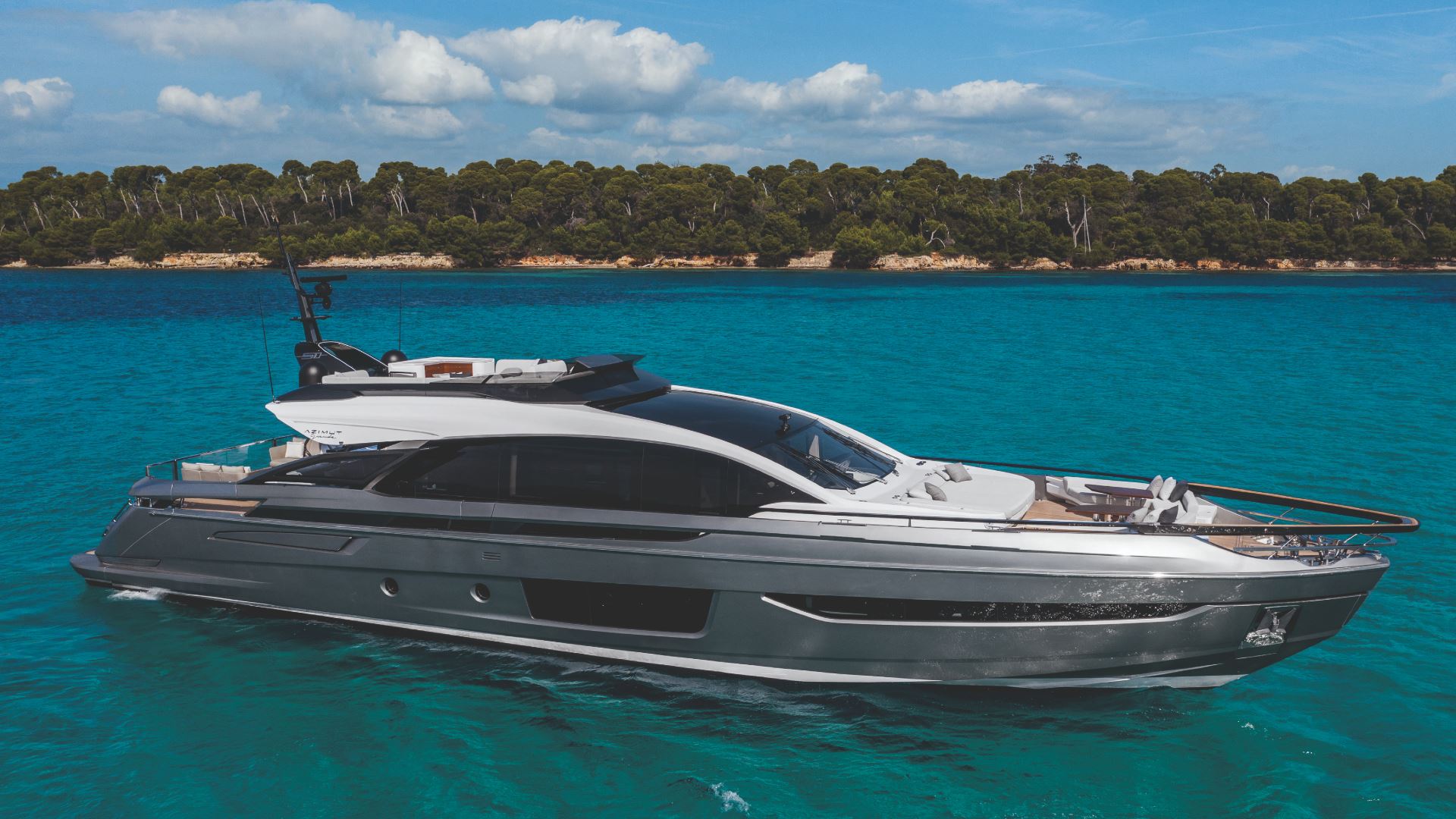 Azimut Grande S 10 • Azimut Yachts